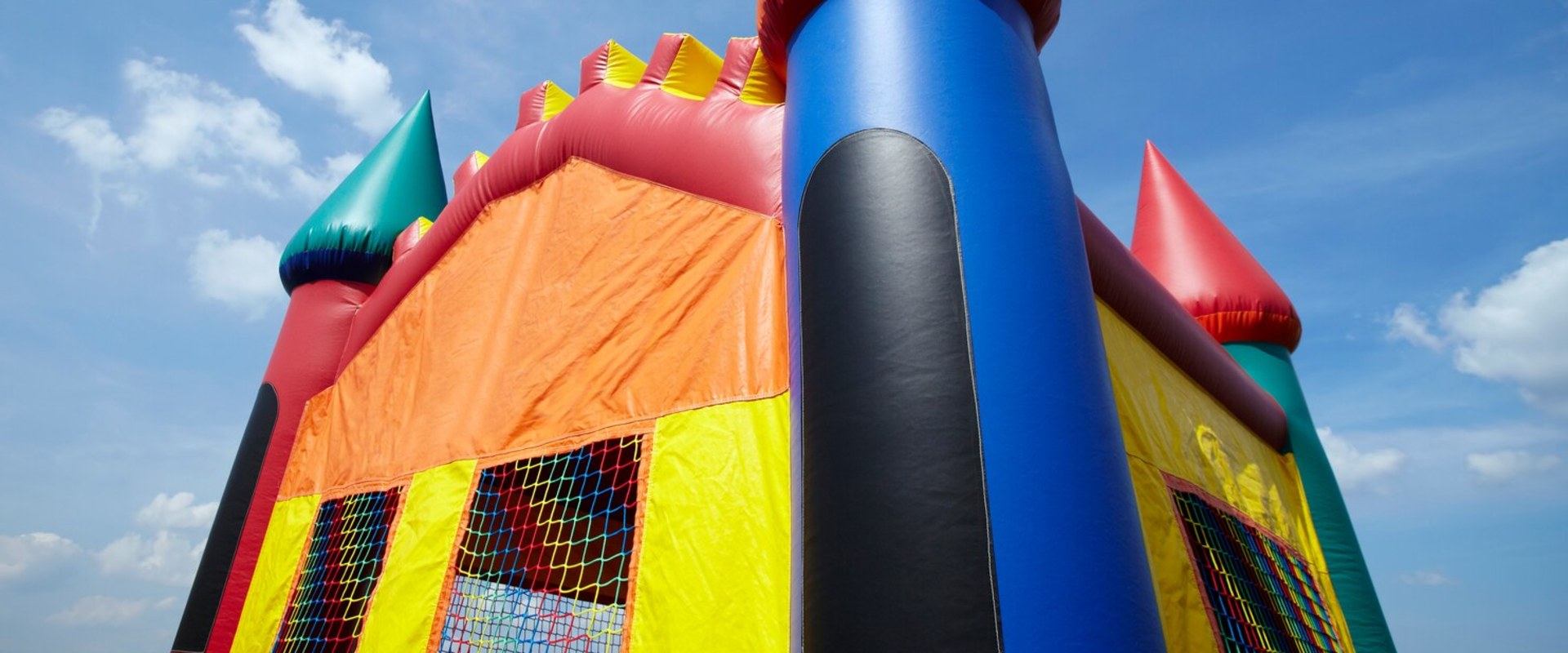 What is a Moon Bounce and How to Choose the Right One